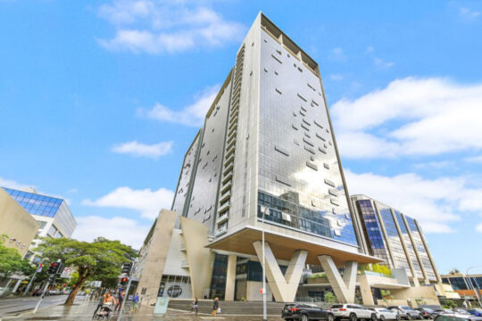V by Crown Group – Parramatta – Greenview Construction Cleaning Services